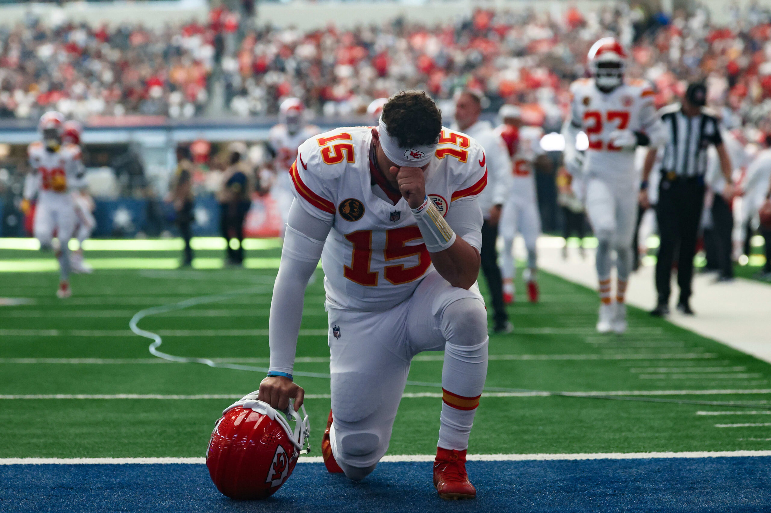 Patrick Mahomes Confronts Playoff Reality in Loss to the Cowboys
